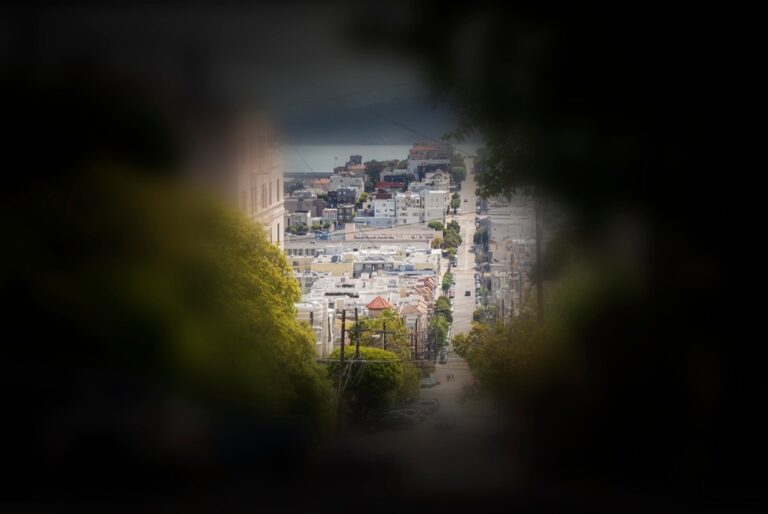 Retinal Diseases — EyeCare 20/20